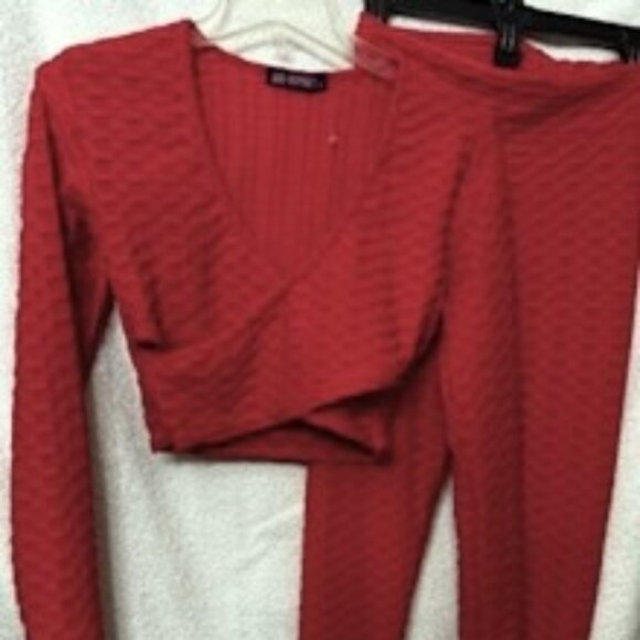 Aq Sport | Pants & Jumpsuits | Aqsport 2 Piece Crop Top And Pant Set ...